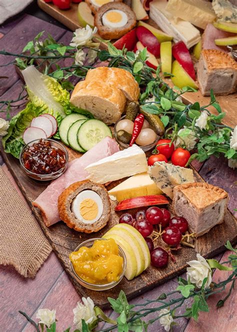 Traditional English Ploughmans Lunch Hfza