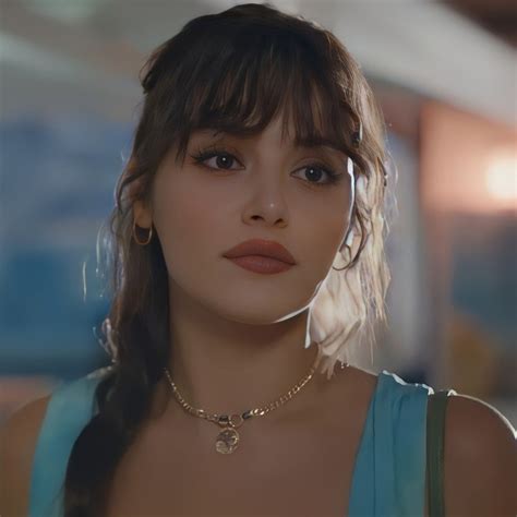 Eda Hande Erçel Artofit