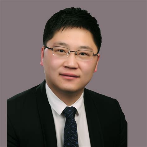 王雨峰大山谷图库