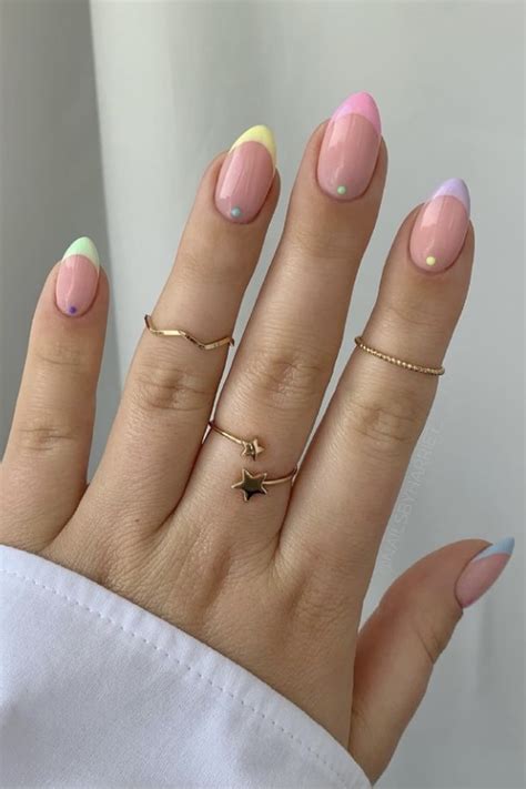 40 Cute Short Almond Nails Every Girl Should Try Your Classy Look