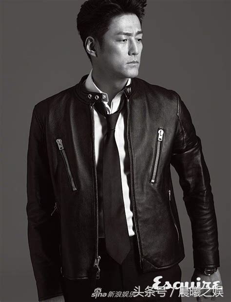 演員池珍熙雜誌內頁照曝光 表情冷漠酷帥有型 每日頭條