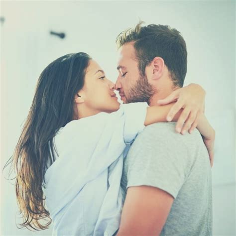 11 Practical Tips For Dating An Introvert Happier Human