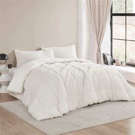 Cotton Candy Coma Inducer® Queen Comforter Marshmallow White