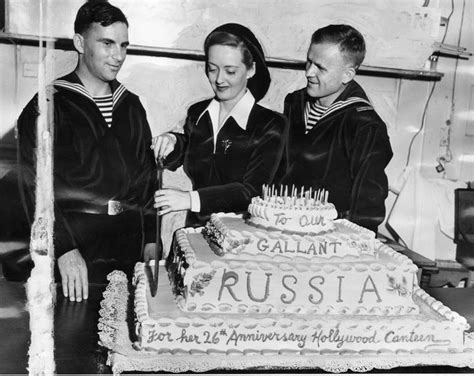Pin By Seleus ஐ On ஐ Bette Davis ஐ Bette Davis Hollywood Happy
