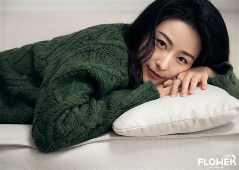 徐百慧杂志大片曝光 温柔优雅尽显多样魅力 360娱乐，你开心就好