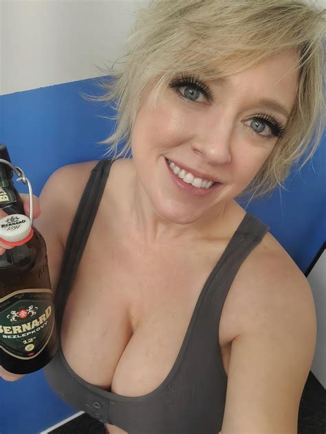 Dee Williams Hd Pics Enlarge Thatguywhodoesntcare Dee Williams