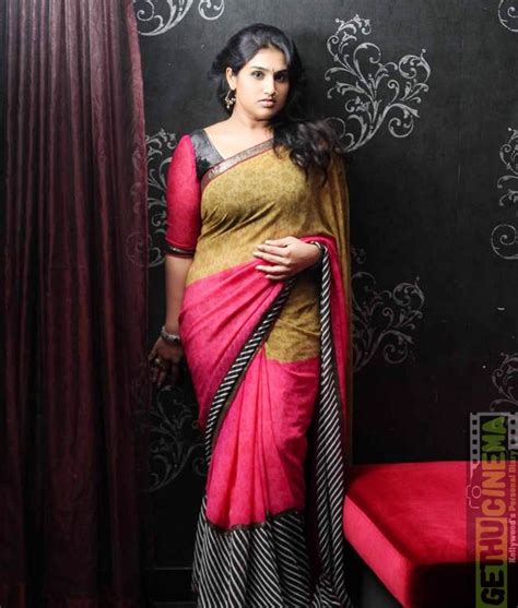 Actress Vanitha Vijayakumar Gallery Gethu Cinema