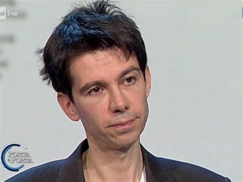 Bellomo Prosciolto Non Era Un Reato Il Dress Code Alle Allieve Il