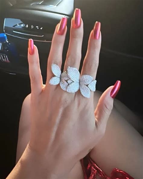 45 Designs De Unhas Para 2024 Que Vais Querer
