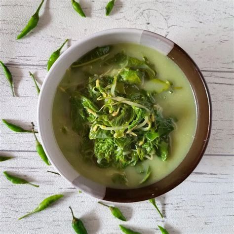 Resep Daun Singkong Kuah Santan Rawit Ijo Sederhana Rumahan Di Yummy App