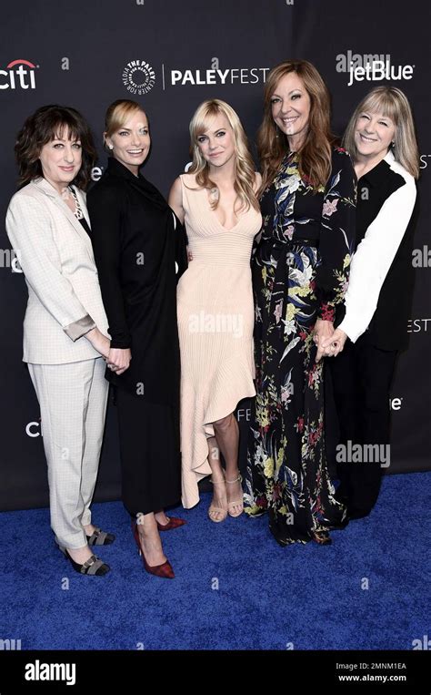 Beth Hall From Left Jaime Pressly Anna Faris Allison Janney And