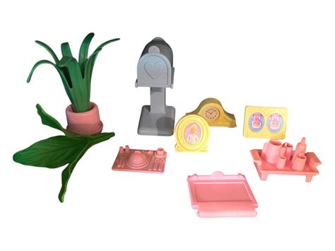 Vintage Playskool Dollhouse Furniture Victorian Plant Picture