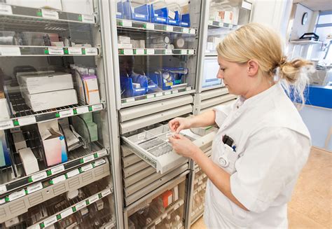 Curso Livre Em Auxiliar De FarmÁcia Hospitalar Iepsantacasasjc