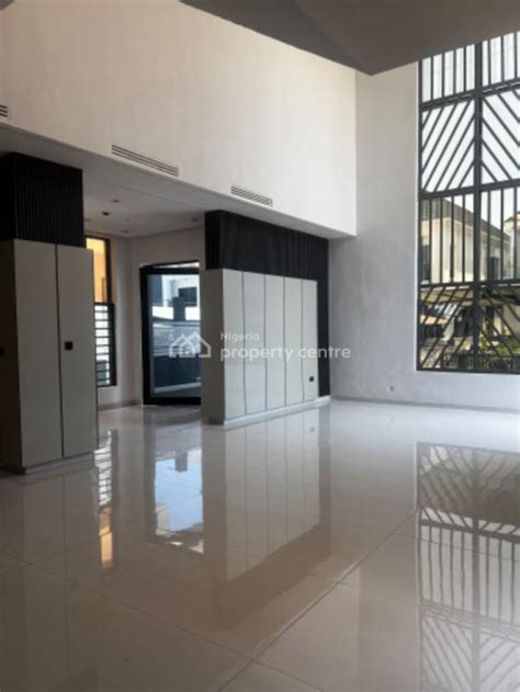 For Sale Cute 5 Bedrooms Duplex With Central Ac Swimming Pool Roof