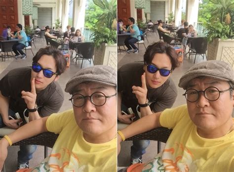 미생 변요한 마부장 손종학 옆 애교스런 포즈 포토엔