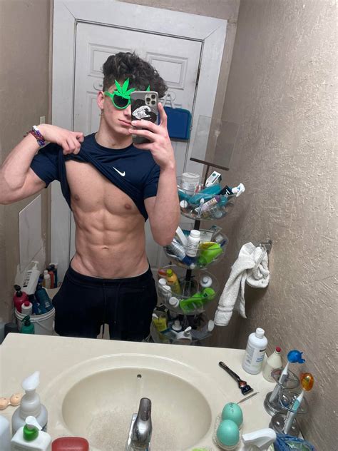 Suck My Dick While I Wear These And Smoke A Blunt Scrolller
