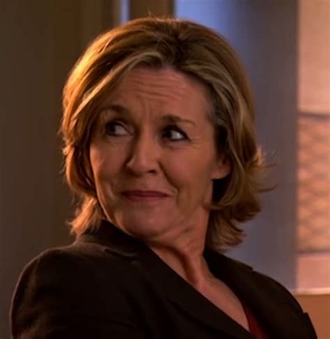 Pin By Julia Barker On The Lovely Amanda Burton Amanda Burton Amanda