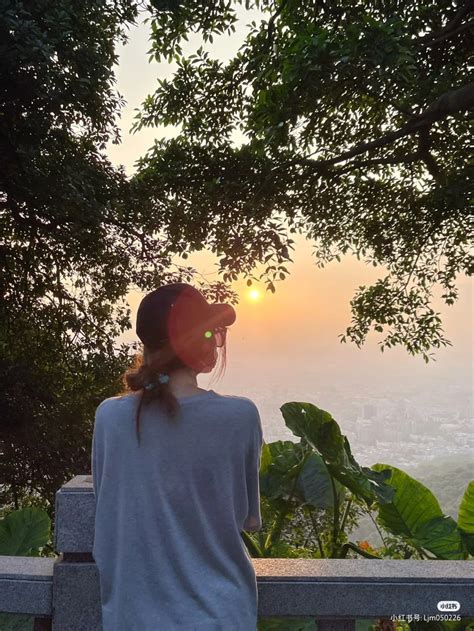 Candid Photography Women