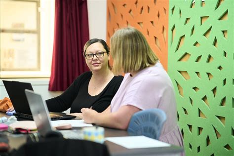 Move To New Zealand For A Better Life Sees Eit Student Follow Her