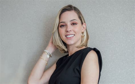 Mariana Rodríguez Deslumbra Con Vestido Metálico Foto