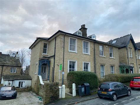 Belmont Street Huddersfield West 4 Bed Semi Detached House £280 000