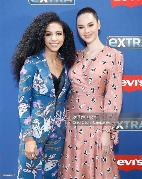 Cheslie Kryst Miss Usa 2019 And Miss Universe Catriona Gray Visit
