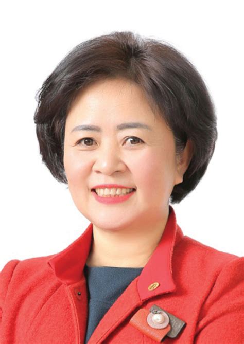 박은숙 시인의 ‘생활과 시詩의 동거 6 오전엔 비 오후엔 국수화성신문