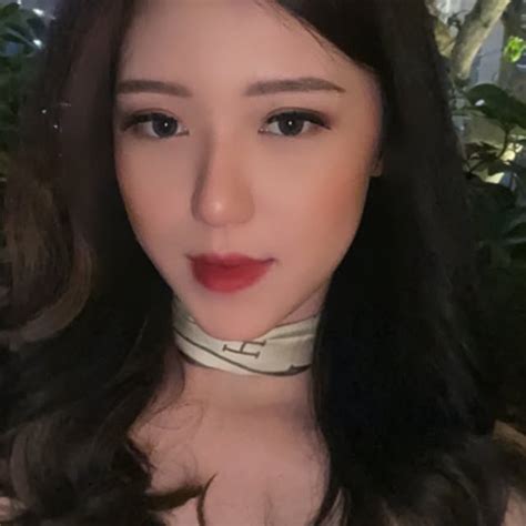 𝐒𝐡𝐚𝐫𝐨𝐧 Sharon Angeline • Threads Say More