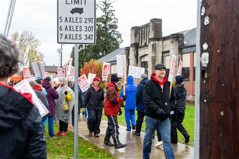 Collapse Of Teacher Strike Deal Means Schools Stay Closed In Albany
