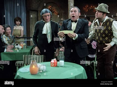 Mel Brooks Marty Feldman Silent Movie Fotos Und Bildmaterial In Hoher