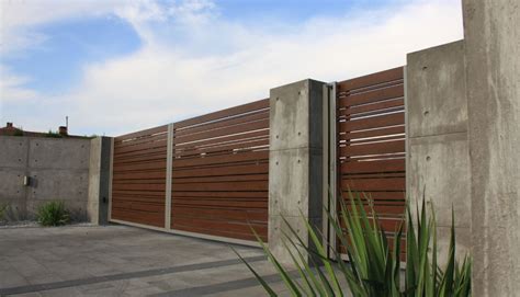 Fachadas De Casas Bardas
