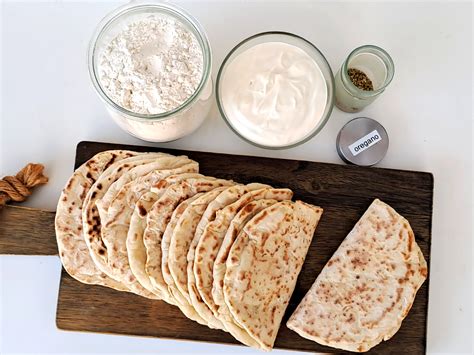 Flatbread Van Yoghurt Kun Je Heel Makkelijk Zelf Maken Lekker Tafelen