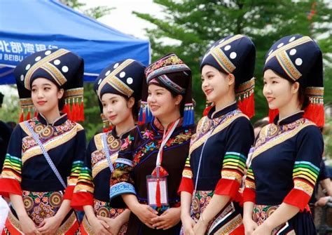 An Introduction To Traditional Chinese Clothing Rpl School