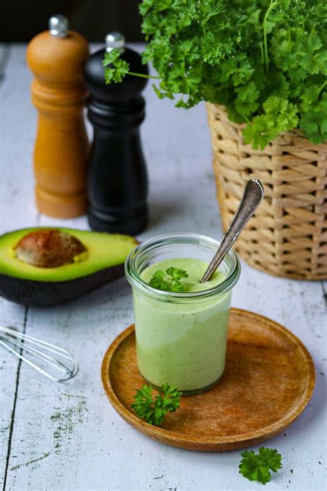 Leckeres Avocado Dressing Für Salate And Bowls