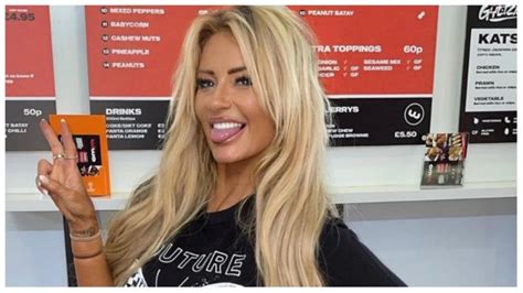 I Have A Small Frame But Big Boobs Heres How I Trained Them To Stay