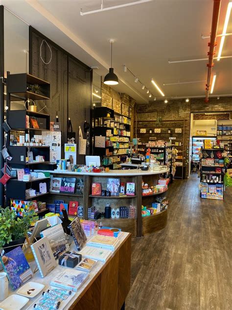 The Modern Chemist Les 13 Photos 181 E Houston St New York New