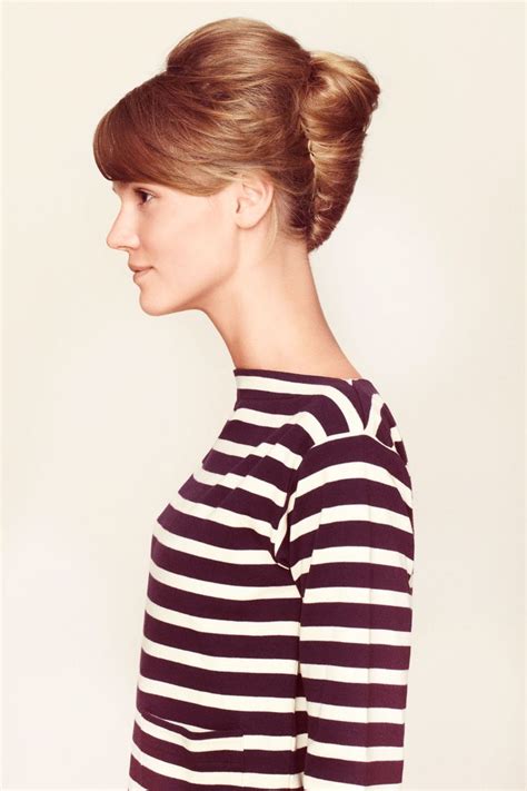 How To Get An Updated Updo In 5 Steps Long Hair Styles Hair Styles