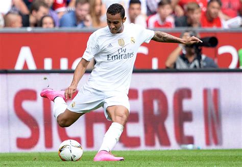 Danilo Se Confie Sur Sa Dépression Au Real Madrid Espagne Real