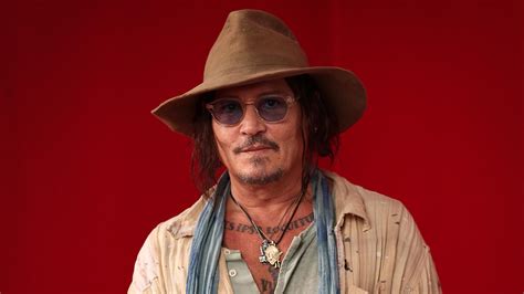 A Ilha De Johnny Depp Saiba Como é O Lugar Paradisíaco Do Ator Caras
