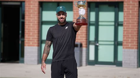 Philadelphia Eagles Matt Leo Meets The Lexus Melbourne Cup Vrc