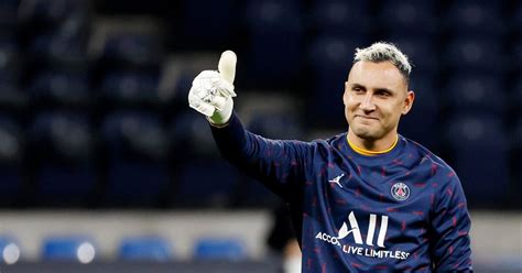 El Conmovedor Gesto De Keylor Navas Y Su Familia Con Refugiados