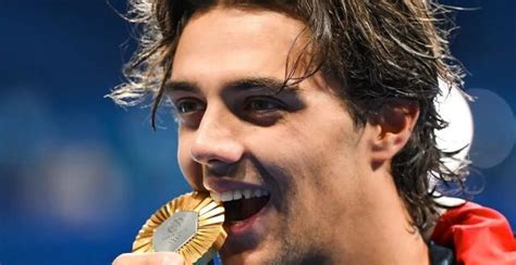 意大利奥运游泳冠军，性感美貌引热议！腾讯新闻