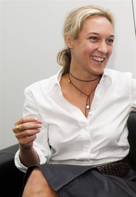 So Lacht Sabine Eckhardt Clap Club Das People Magazin Der Kommunikationsbranche