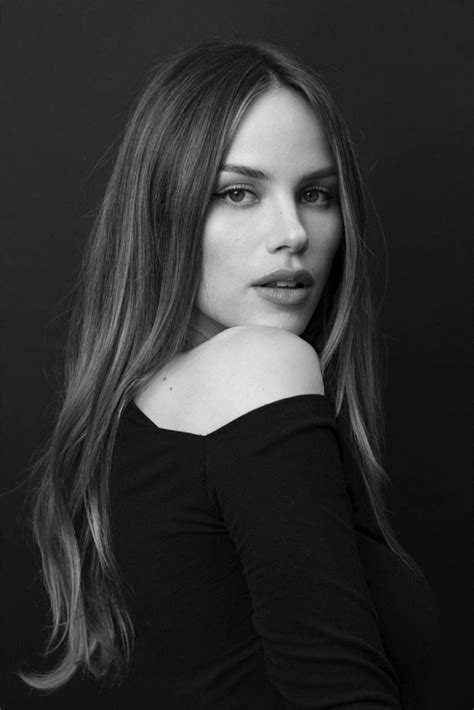 Halston Sage Picture