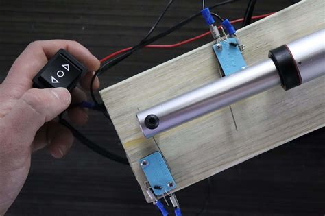 restricting motion with external limit switches firgelli