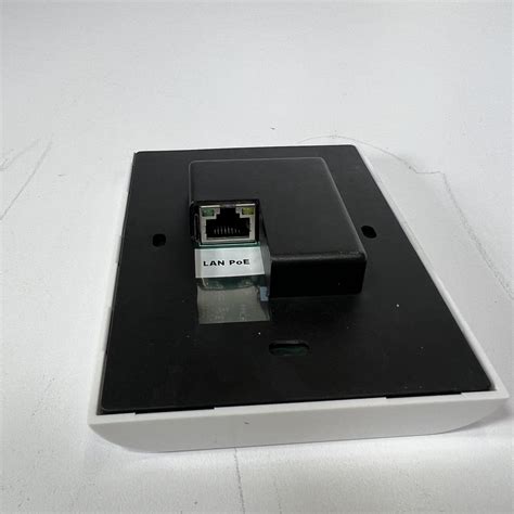Crestron Tpmc 3smd W S White 2 8 Designer Wall Mount Touch Panel Max