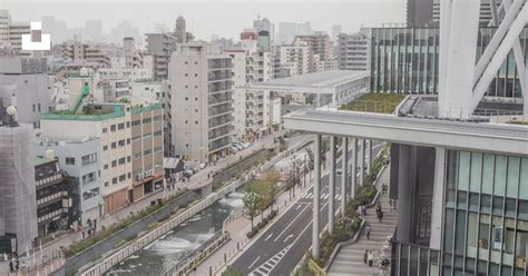 Carretera Gris Y Edificios Foto Imagen De Gris Gratuita En Unsplash