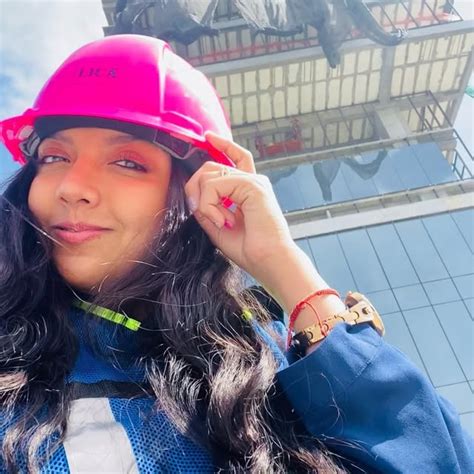 Jazmin Jimenez Asesor Inmobil Jazmin Jimenez Inmobiliaria • Threads Say More