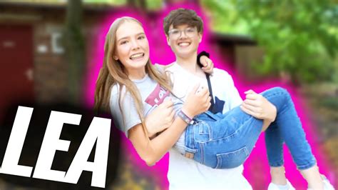 Meine Kleine Schwester Besucht Mich Youtube Meine Kleine Schwester Besucht Mich Youtube
