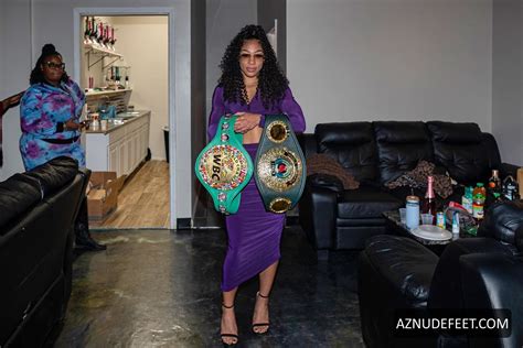 Alycia Baumgardner Feet Aznudefeet